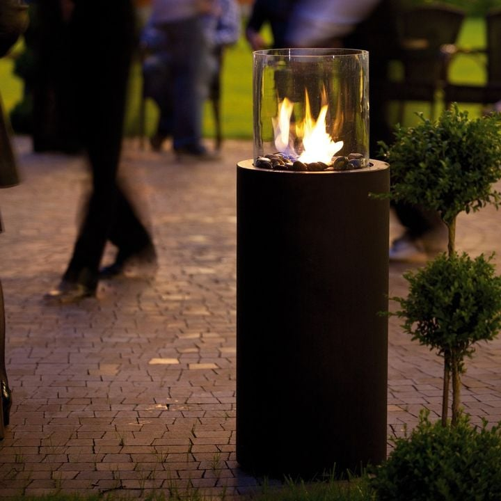 Kominek Totem Commerce- bezpieczny kominek wolnostojący